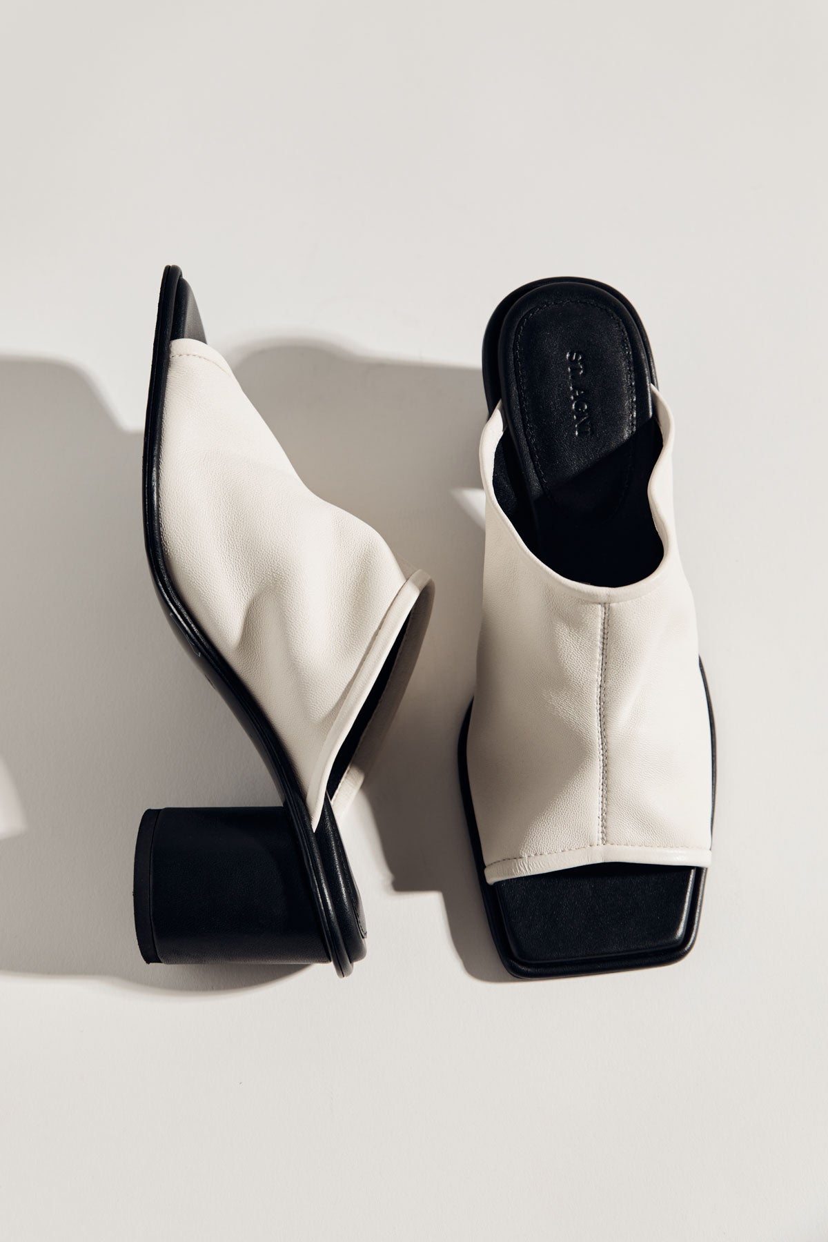 St. Agni | Cylinder Heel - Tofu