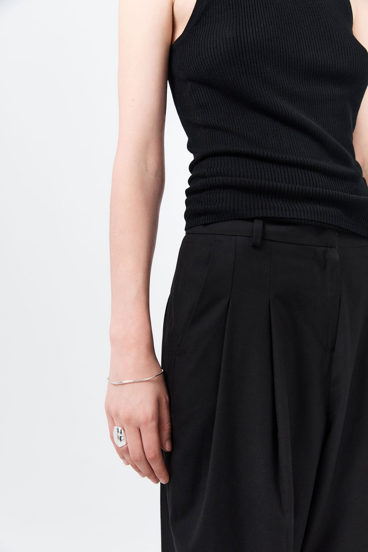 St. Agni | Daija Bangle - by Nina Gordon